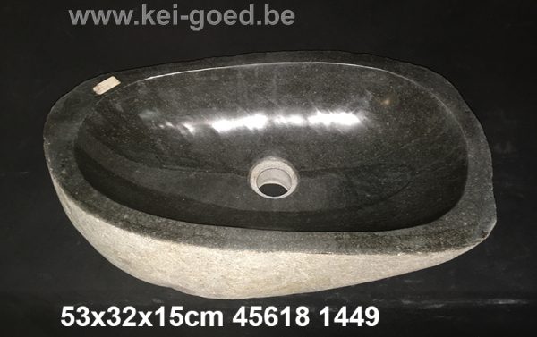 Grote pompbak van riviersteen op voorraad bij www.kei-goed.be